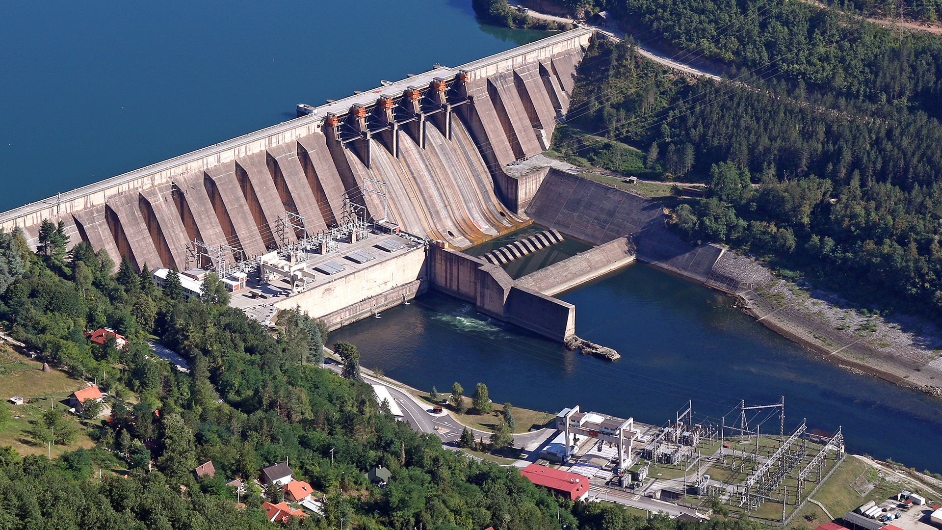 583-02 - Hydroelectric Power Stations - HSI
