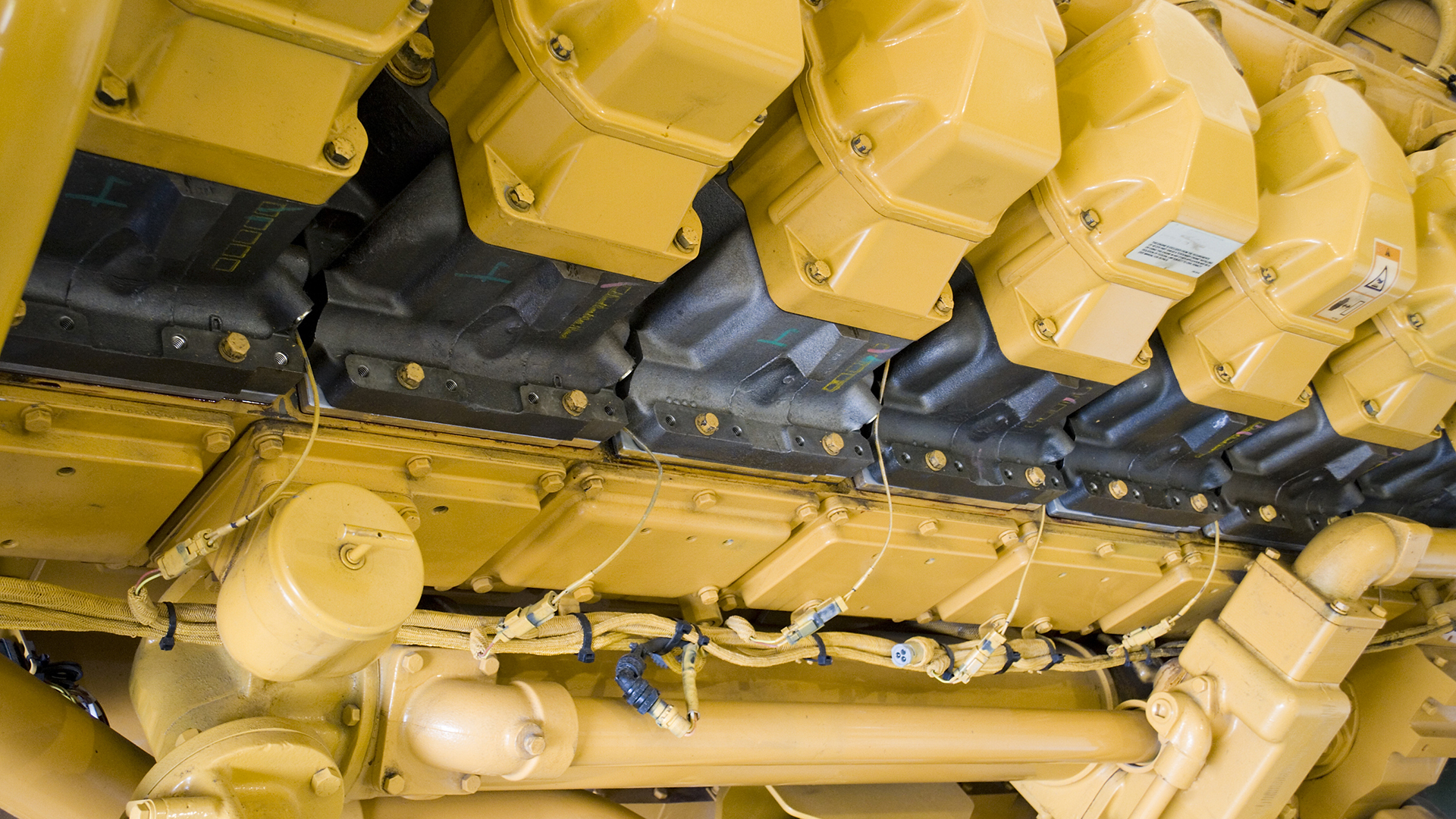 586-07 - Reciprocating Engine Operations - HSI
